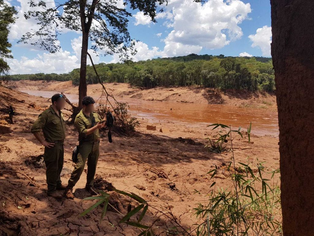 Brazilian firefighters and more than 100 Israelis rescue fighters ...